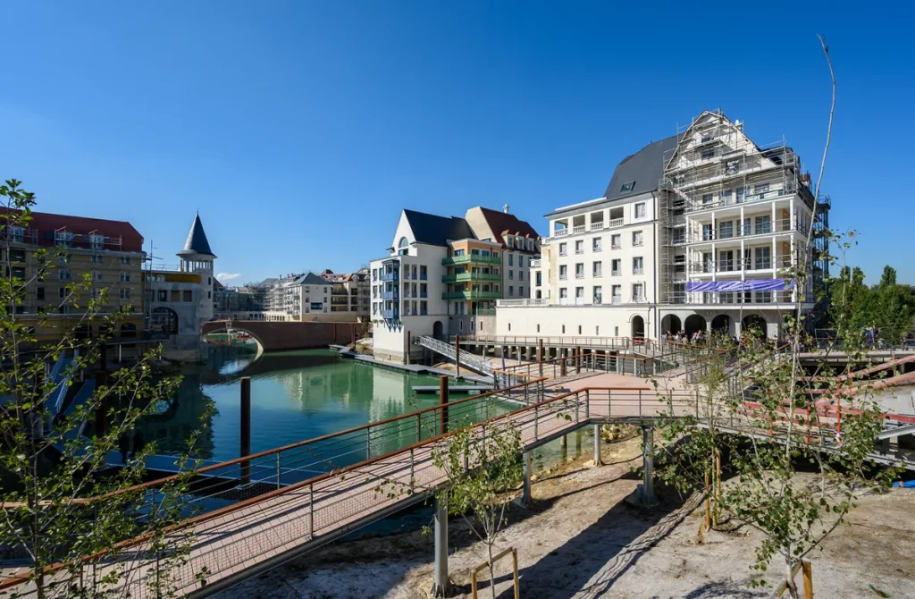 À Cormeilles-en-Parisis, premières visites du port de Seine Parisii mis ...